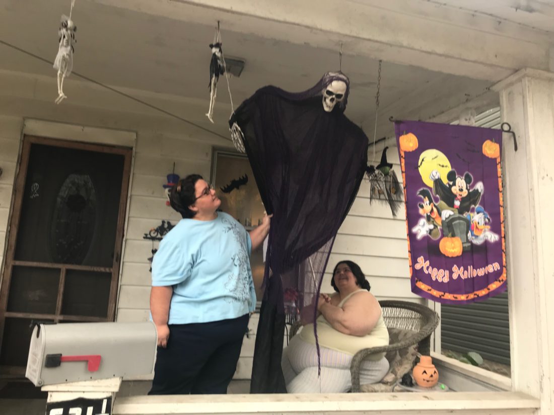 Spirits for the season | News, Sports, Jobs - Marietta Times